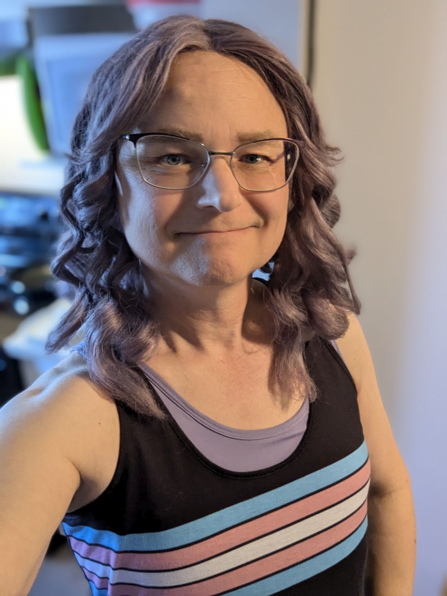 The Man in the Pic – I Am Violet